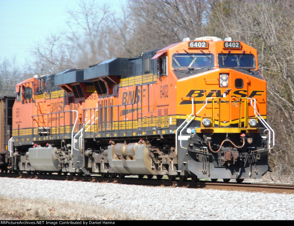 BNSF 6402